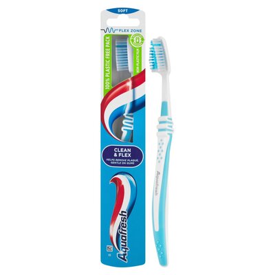 Aquafresh Clean & Flex Soft Toothbrush | Smart Price Specials | PnP Home