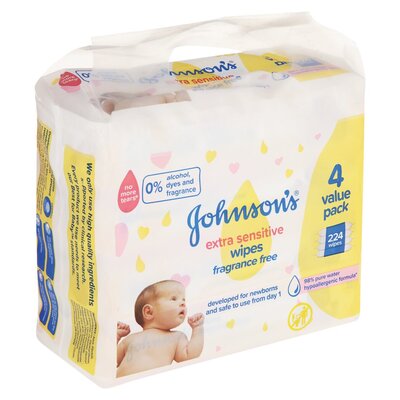 Johnson's Baby Extra Sensitive Wet Wipes 224 Wipes | Smart Price ...